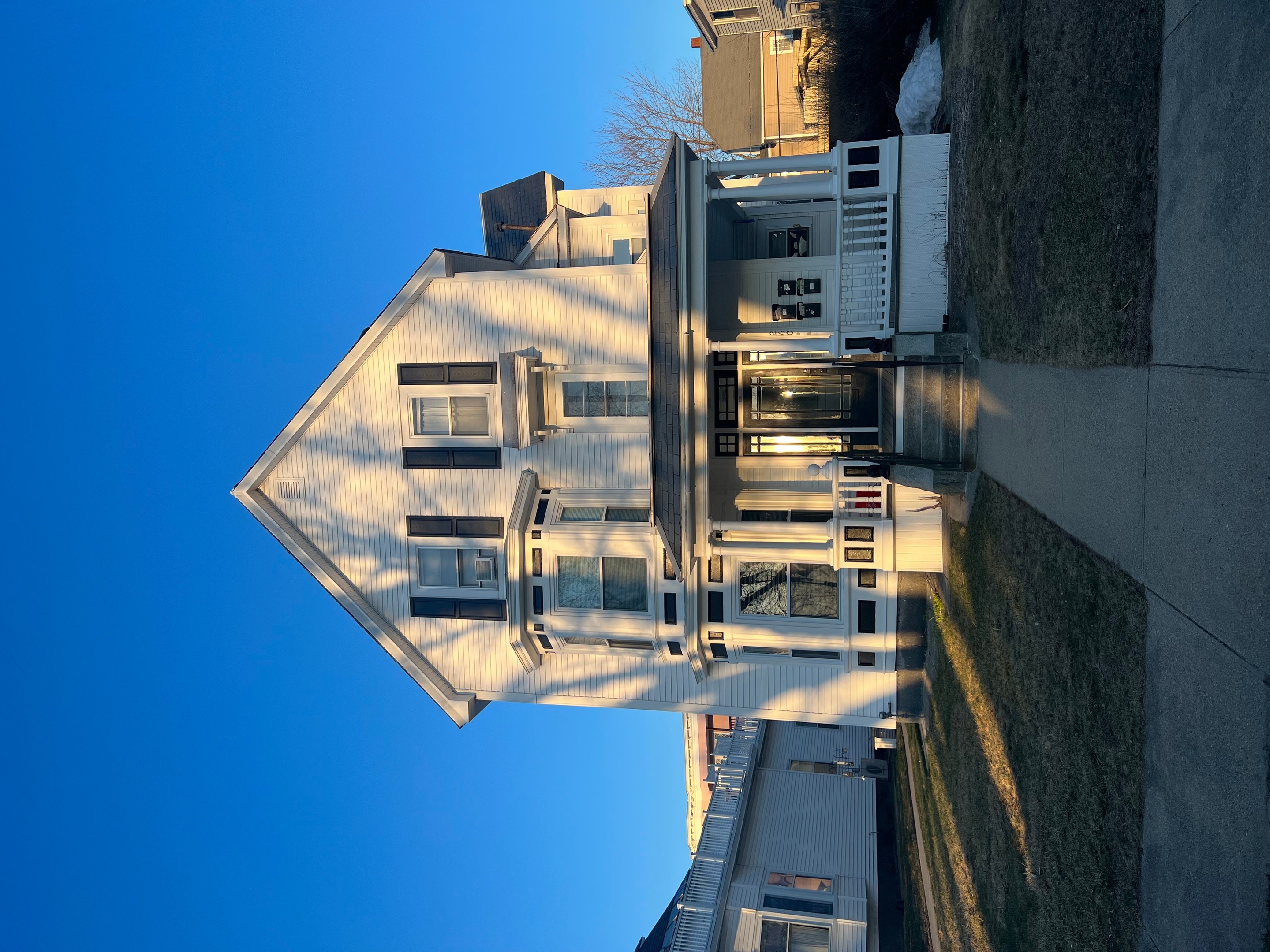 260 Coolidge Ave, Manchester, NH 03102 | Redfin 260 Coolidge Ave, Manchester, NH 03102 | Redfin